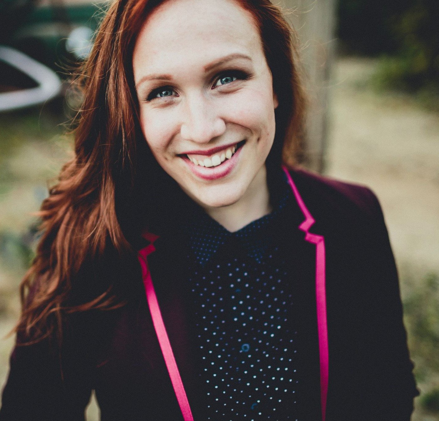 About Yevette – Yevette Willaert