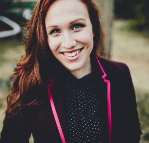 About Yevette – Yevette Willaert